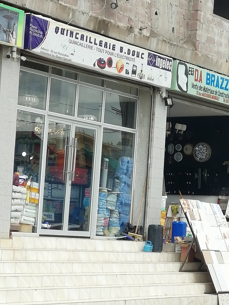 i̇nşaat malzemeleri toptan B Douc, Brazzaville, foto