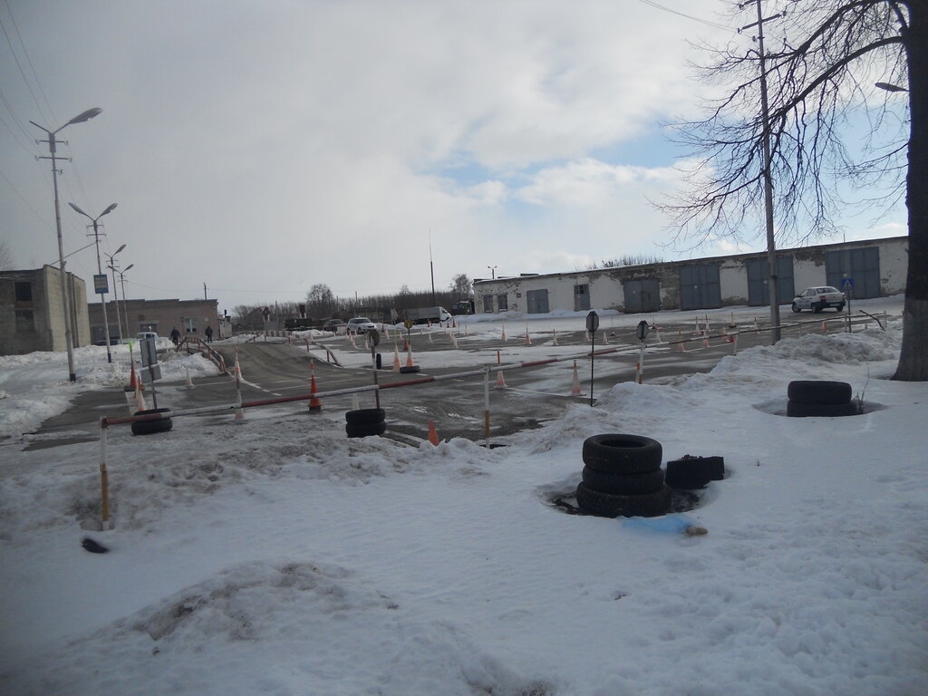 Ehliyet sınav alanı Площадка для вождения, Kamenka, foto