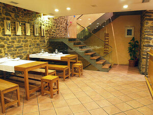Matxete (Comunidad Autónoma del País Vasco, Álava Province, Cuadrilla de Vitoria, Cuesta San Vicente), restoran  Vitoria'dan