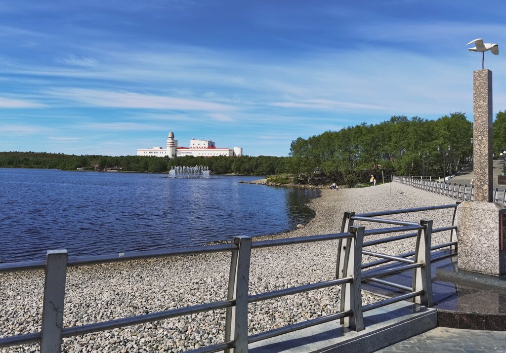 Anıt, heykel О.П. Найдёнов, Murmansk, foto