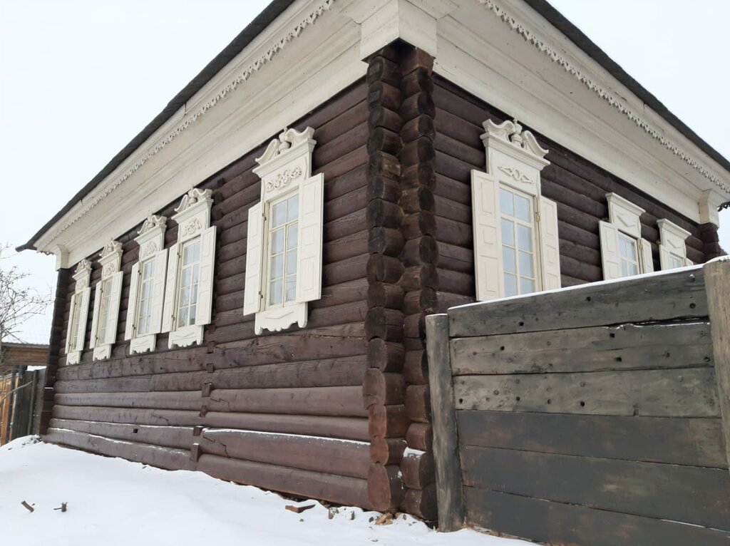 Turistik yerler Дом жилой 19 века, Olyokminsk, foto