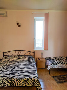 Sandy Beach (Садовая улица No:5Б, садовое товарищество Прибой-2), otel  Kırım Cumhuriyeti'nden