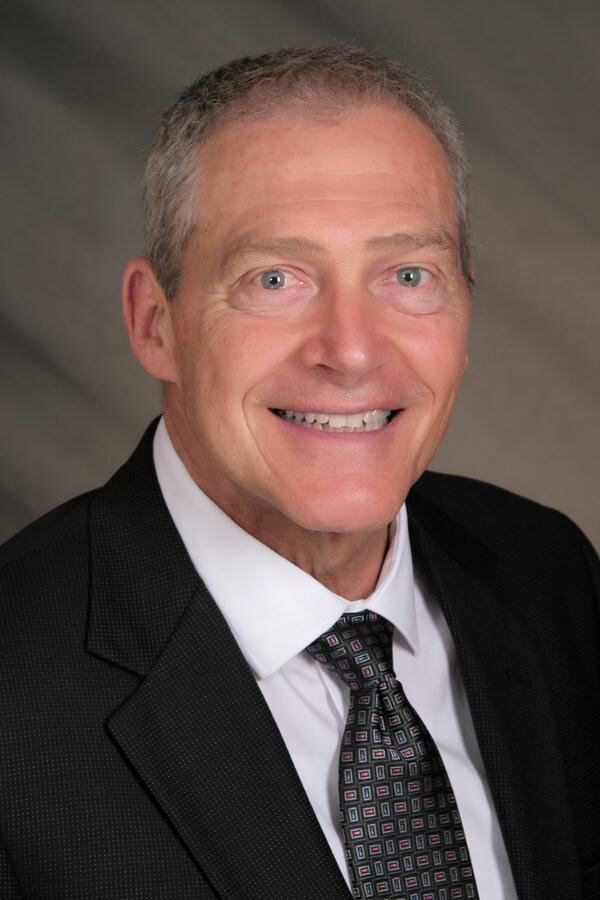 Yatırım fonu firmaları Edward Jones - Financial Advisor: Eric L Penniston, Kentucky, foto