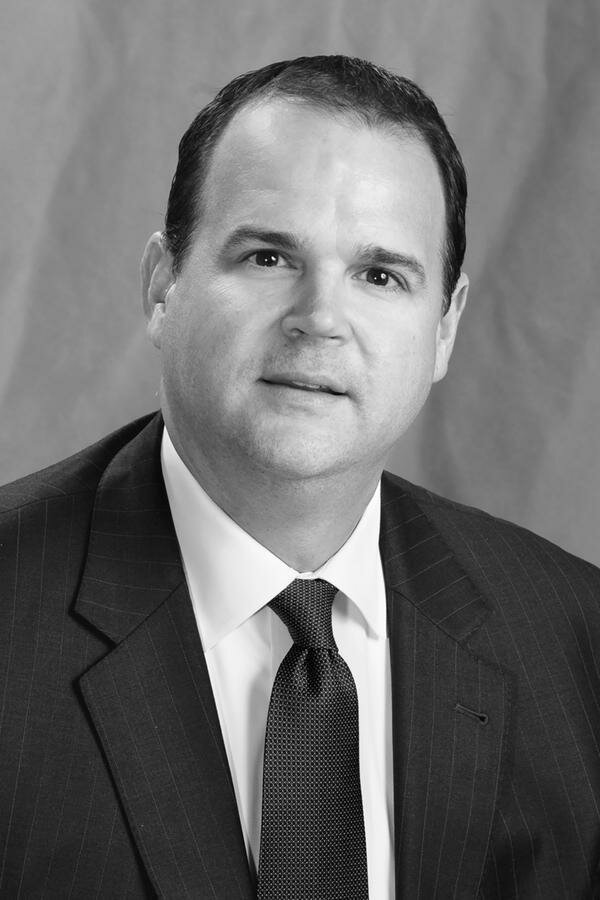 Yatırım fonu firmaları Edward Jones - Financial Advisor: Brian T Donelon, Missouri Eyaleti, foto