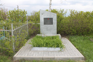 Обелиск погибшим в годы войны советским воинам (Belgorod Region, Rakityanskiy rayon, Vvedeno-Gotnyanskoye selskoye poseleniye, khutor Sitnoye), anıt, heykel  Belgorodskaya oblastından