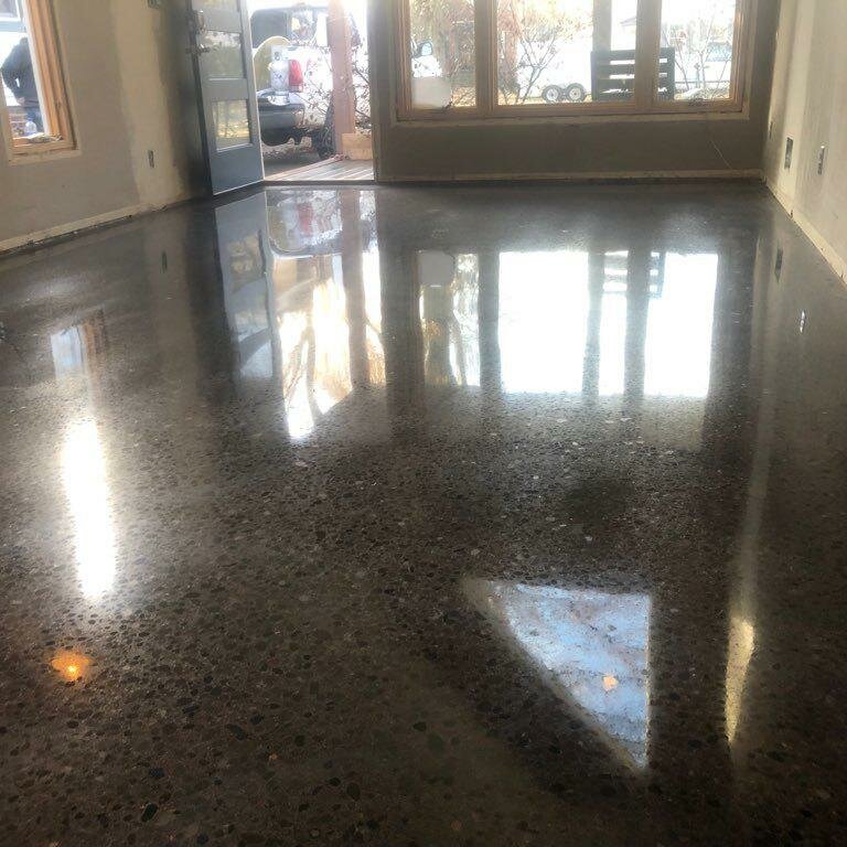 Beton ve beton ürünleri üreticileri Concrete Art LLC, İndiana Eyaleti, foto