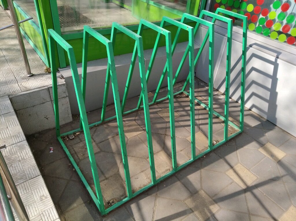 Bisiklet park yerleri Bicycle stand, Samara, foto