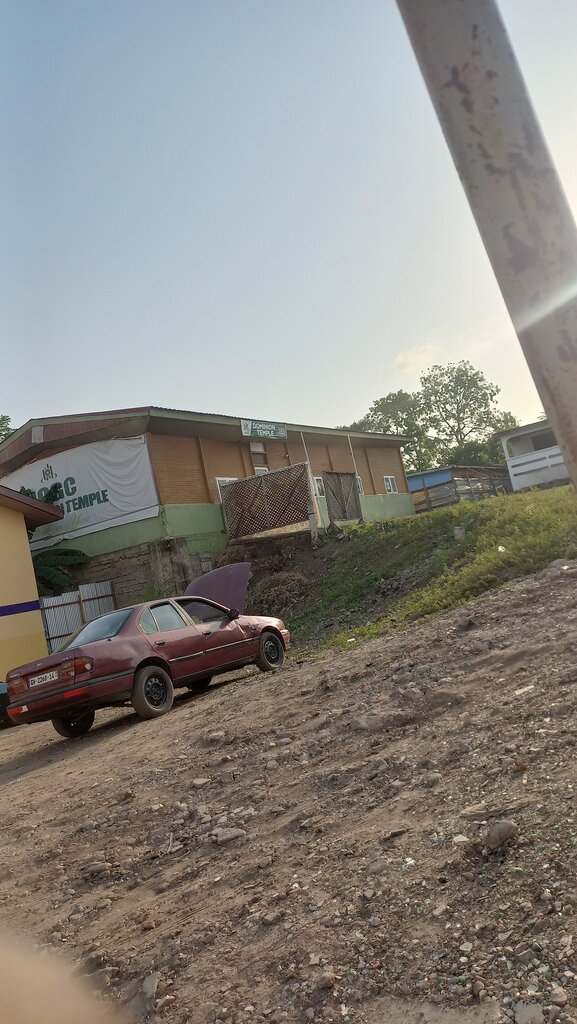 Protestan kilisesi Icgc Darkuman, Akra, foto