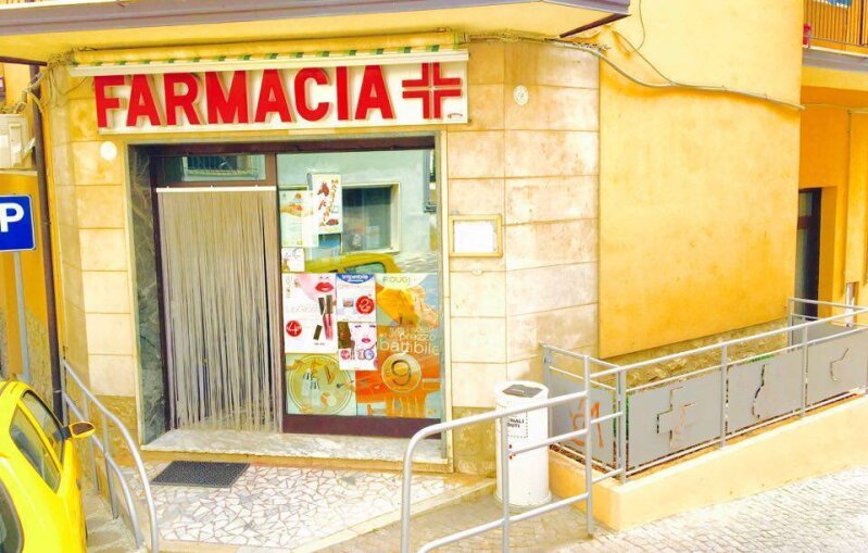 Alternatif tıp merkezleri Farmacia Summa Dr. Summa Vito, Basilicata, foto