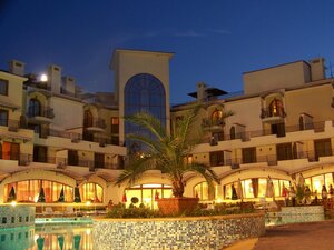 Martinez (ulitsa Republikanska No:2), otel  Süzebolu'dan (Sozopol'dan)