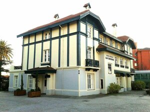 Las Carolinas Garden (Paseo General Dávila No:115, Santander), otel  Santander'den