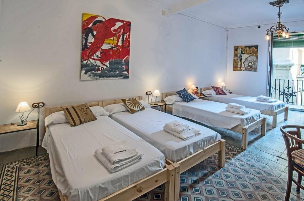 Otel Cal Comabella Guest House, Katalonya, foto