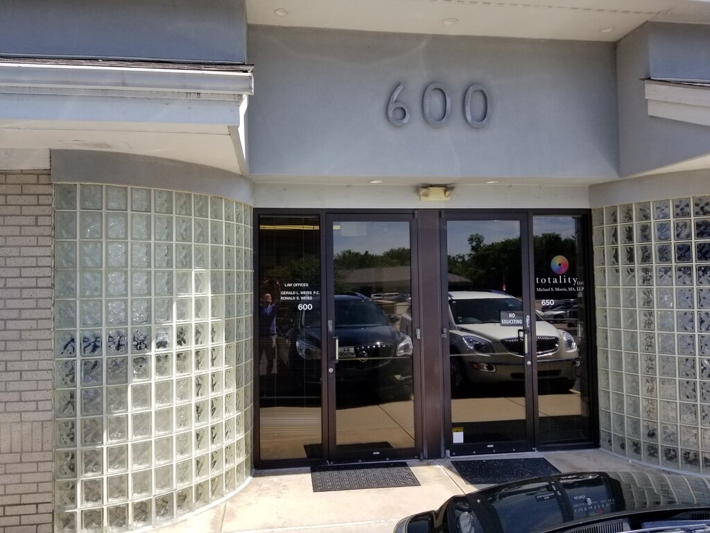 Avukatlar Ronald S. Weiss, Attorney & Counselor, Michigan Eyaleti, foto