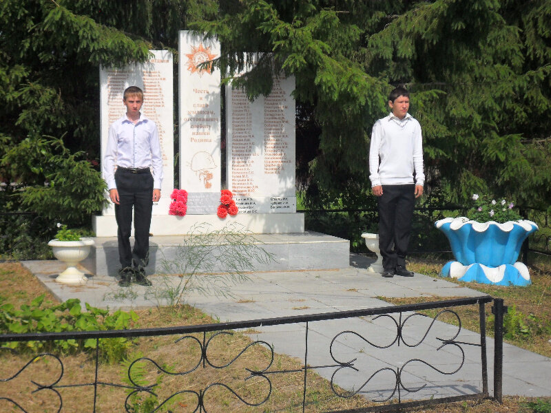 Anıt, heykel Участникам Великой Отечественной войны, Tümen (Tiumenskaya) oblastı, foto