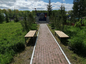 Воинам Великой Отечественной войны (Nizhniy Novgorod Region, Varnavinskiy munitsipalny okrug, selskiy posyolok Cheryomushki), anıt, heykel  Nijegorodskaya oblastından