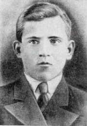 Герою Советского Союза Ивану Нестеровичу Нестерову (Tver Region, Zapadnaya Dvina), anıt levhası, anıt taş  Dvina'dan