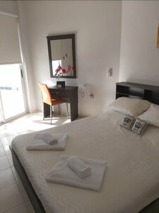 Panoramic Holidays Deluxe 4 (Paphos District, Peyia), otel  Baf İlçesi'nden