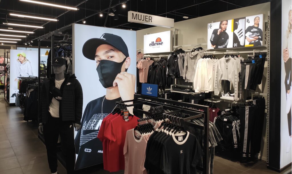 Giyim mağazası Jd Sports, Endülüs, foto