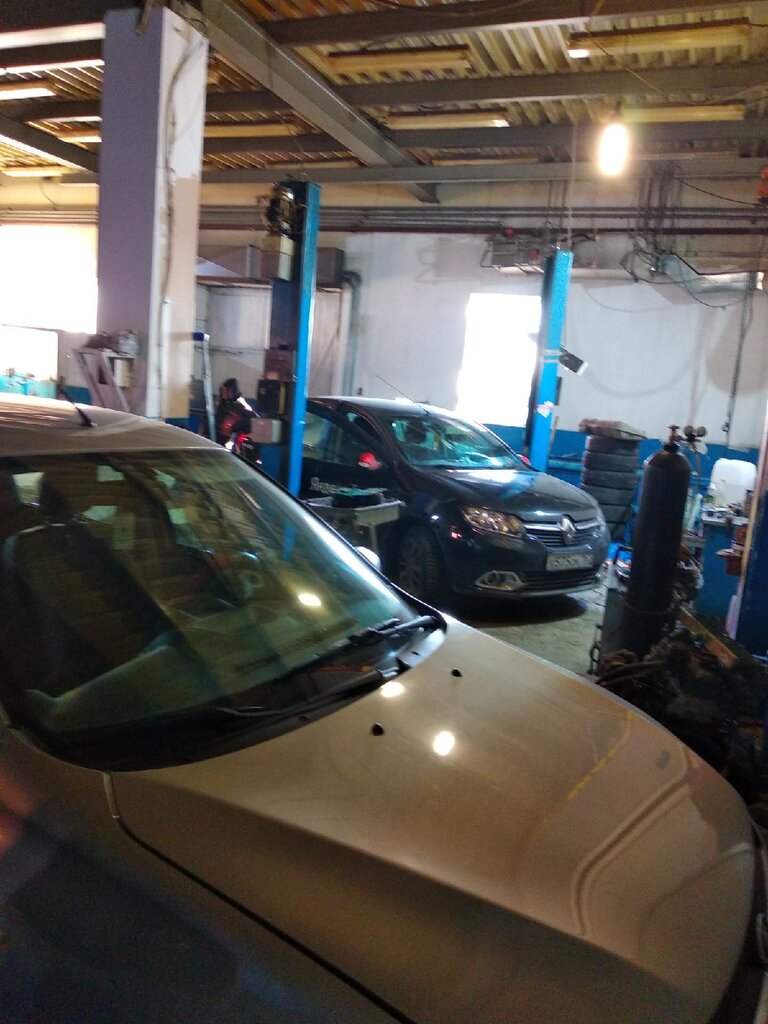 Otomobil servisi Plaza, Tolyatti (Togliatti), foto