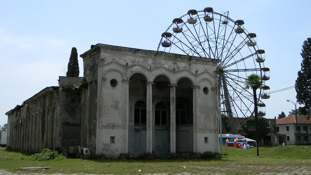 Sinemalar Кинотеатр имени Мацика, Oçamçıra, foto