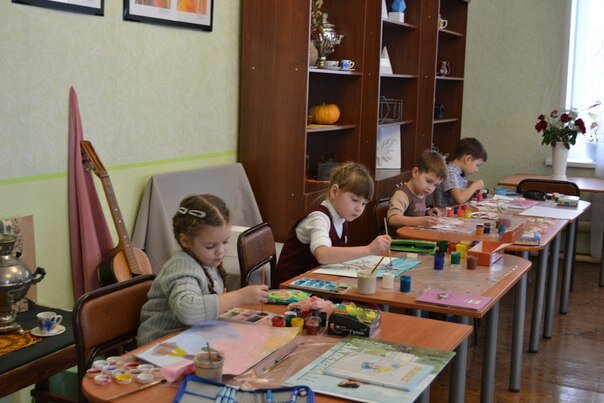 Sanat okulları Shkola iskusstv pgt Monetny, Sverdlovskaya oblastı, foto