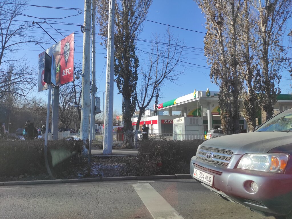 Benzin istasyonu Bishkek Petroleum, Bişkek, foto