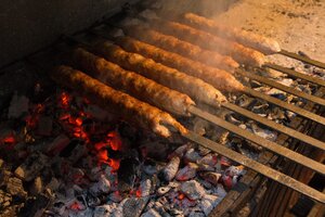 Elitar (Mayskiy Boulevard Street No:5), restoran  Kursk'tan