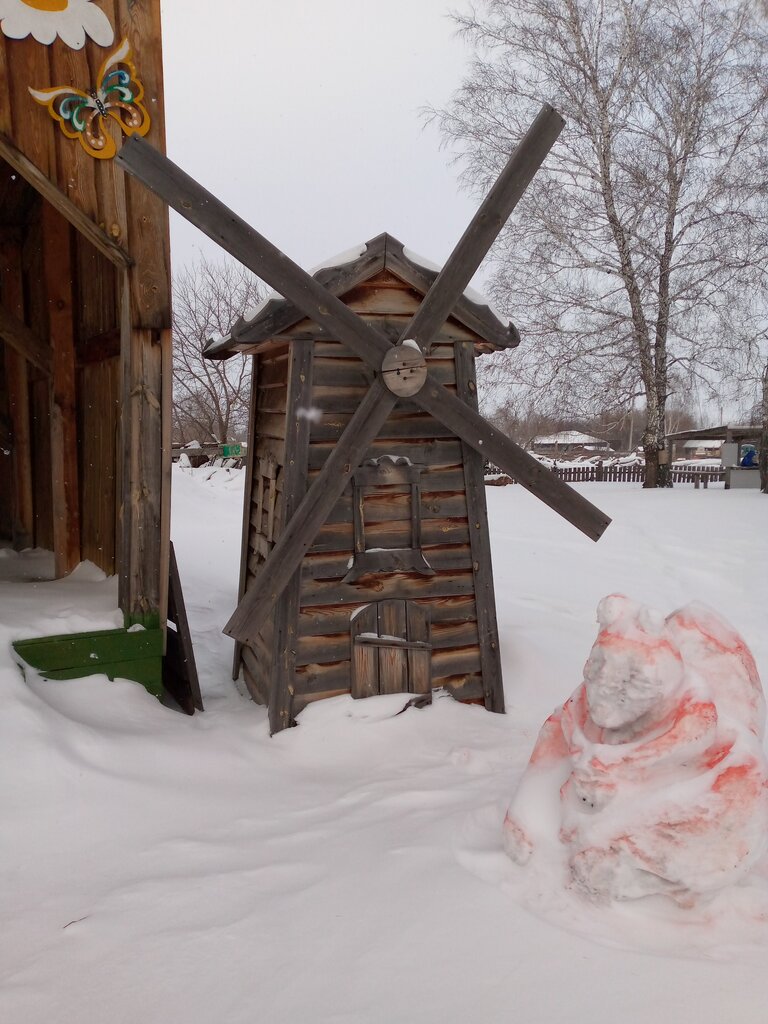 Oyun alanı Playground, Novosibirskaya oblastı, foto