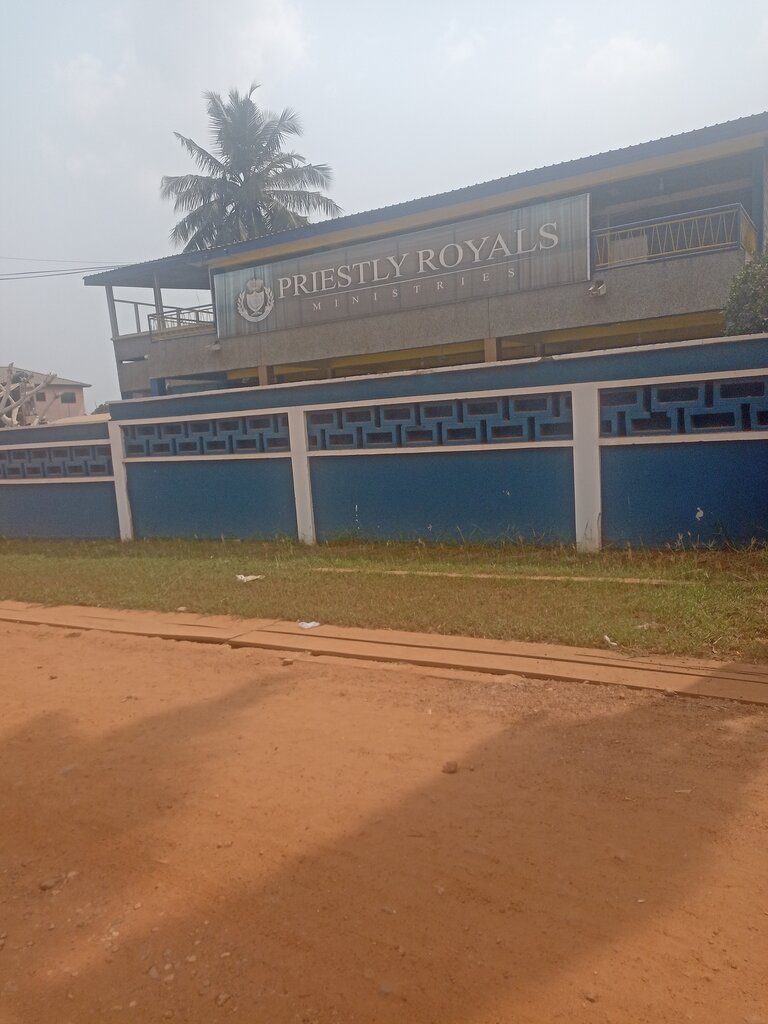 Dini dernekler Priestly Royal Ministries, Akra, foto