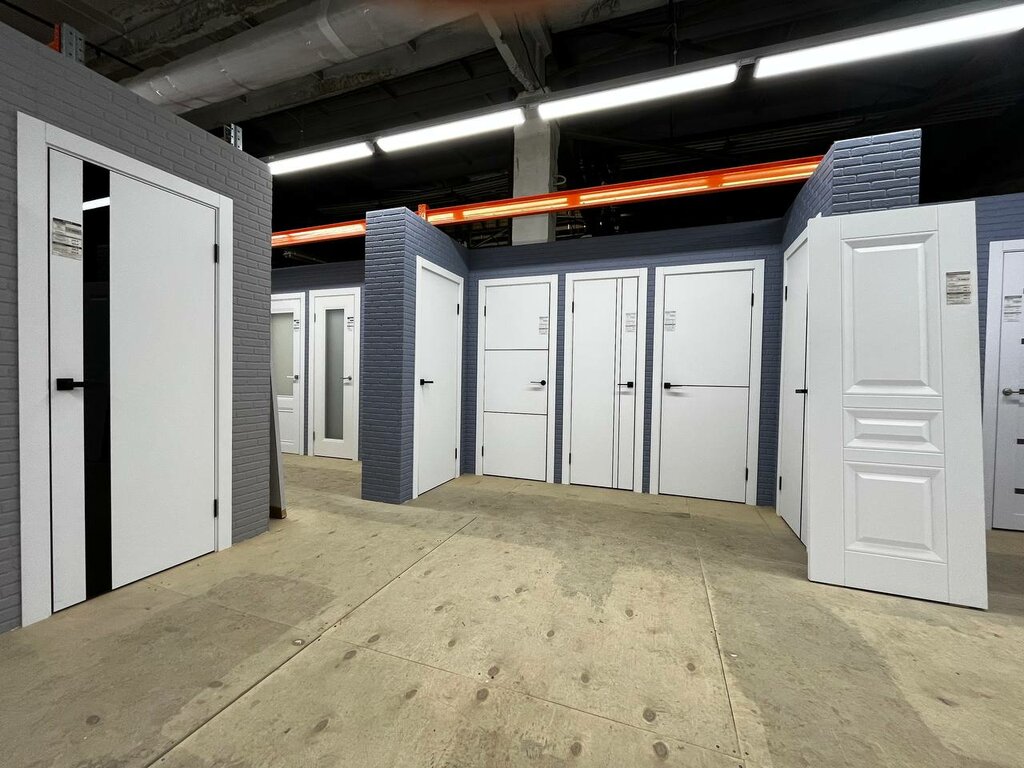 Kapılar Dveryarmarka, Tiumen, foto