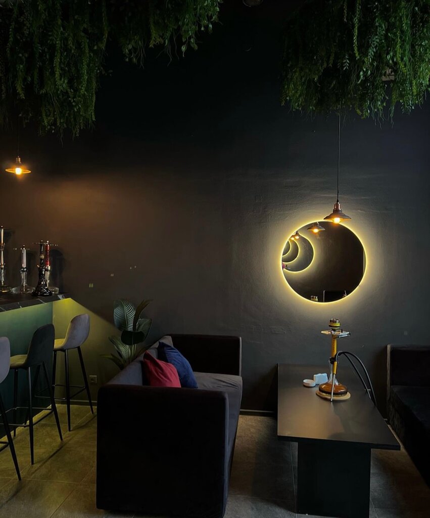 Nargile kafeler Tron lounge, Suhum, foto