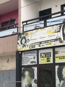 Kitoko coiffure (Abidjan, La commune Yopougon, Rue S162), kuaförler  Abican'dan