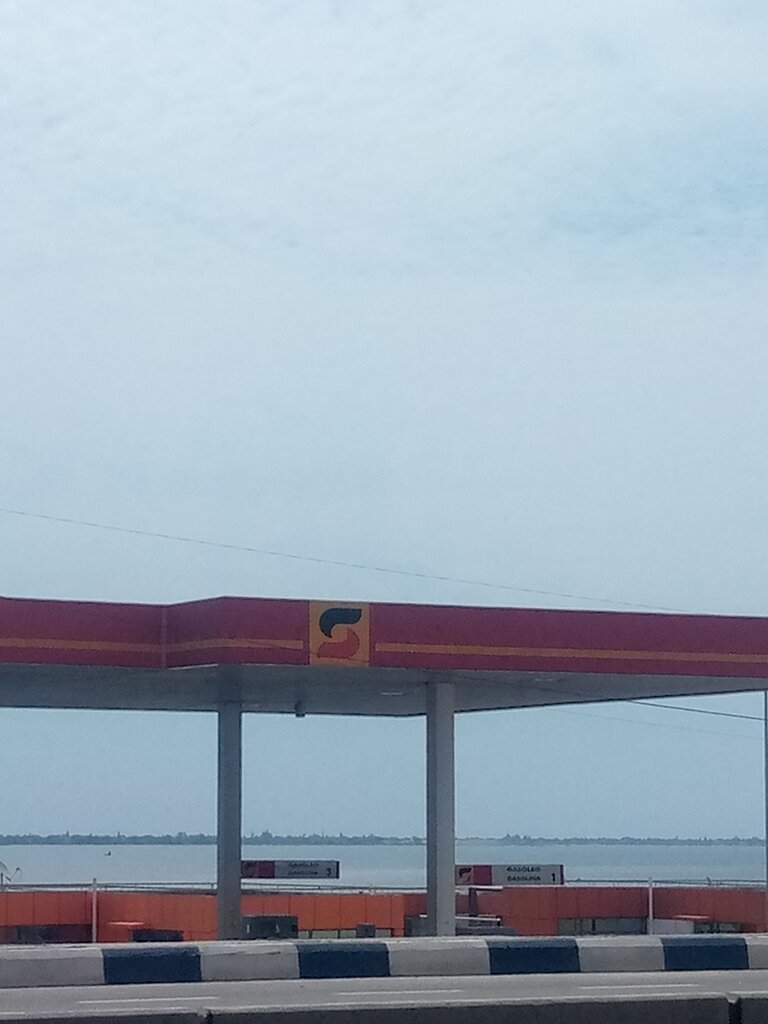 Benzin istasyonu Sonangol, Loanda, foto