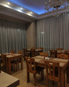 Usolie (Komsomolskiy prospekt No:33), kafe  Usolye‑Sibirskoye'den
