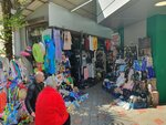 Вещевой рынок (Pirogova Street No:4А, Novyy Sochi Microdistrict), giyim mağazası  Soçi'den