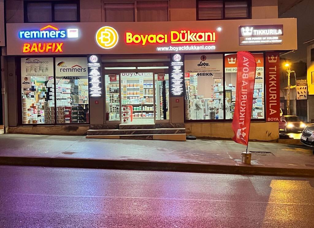 Boya ve cila malzemeleri üretim ve satış yerleri Pendik Boyacı, İstanbul, foto