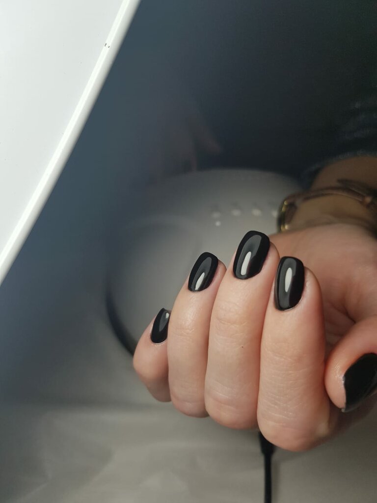 Manikür-pedikür Katy’s beauty studio nails and brow bar, Moskova, foto