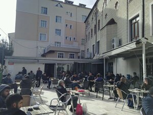 Arnavutköy Merkez Camii Çay Ocağı (İstanbul, Arnavutköy, Arnavutköy Merkez Mah., Adaş Sok., 2-1), kafe  Arnavutköy'den