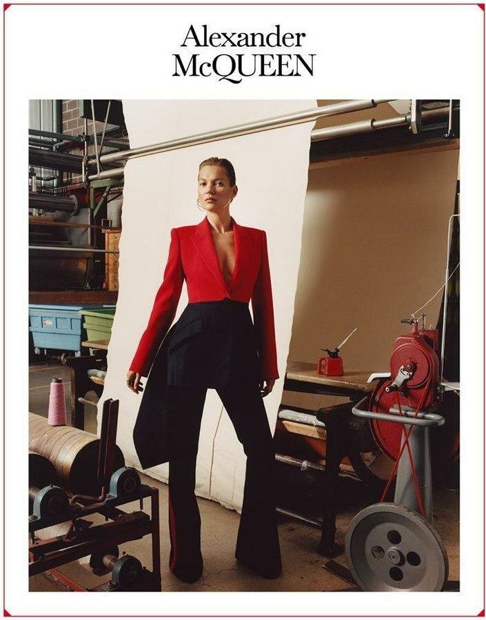 Giyim mağazası Alexander McQueen, Shenzhen, foto