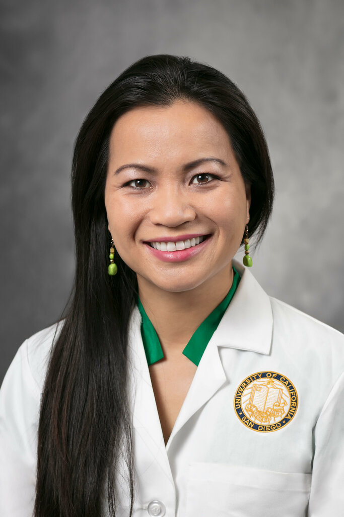 Kadın hastalıkları ve doğum dispanserleri Mai Hoang, Md, Facog, San Diego, foto