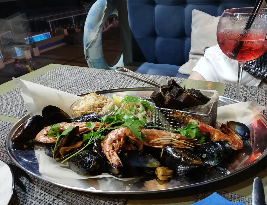 Restoran Черноморское бистро, Soçi, foto