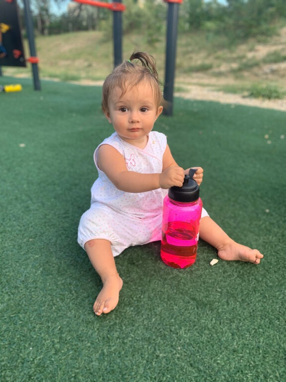 Spor alanı Футбольное поле, Şçolkino, foto