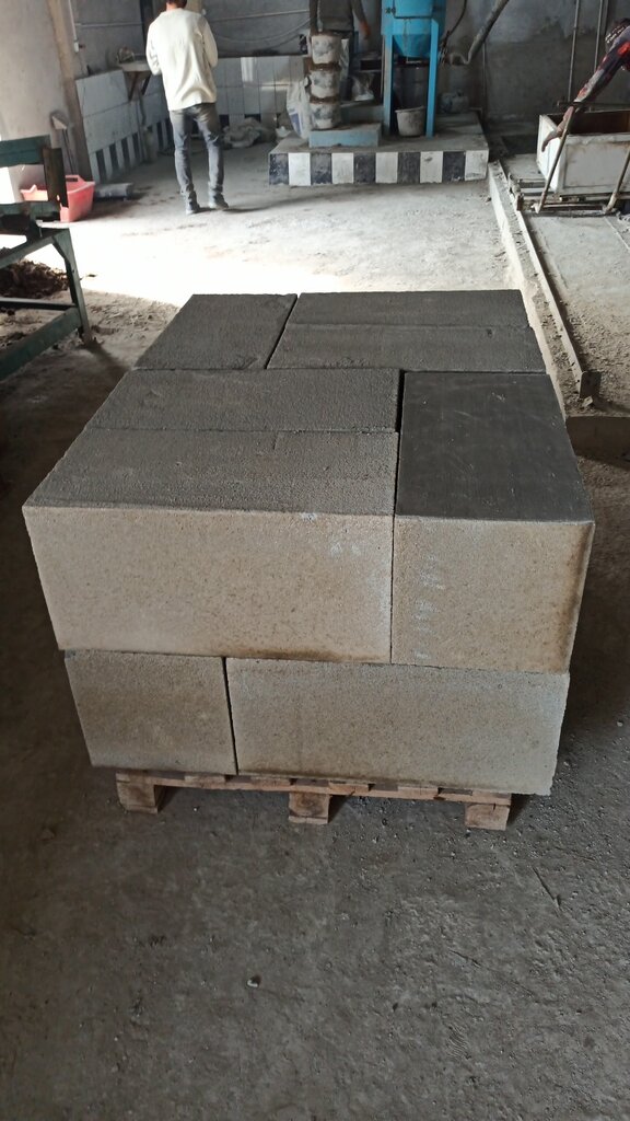 i̇nşaat malzemeleri toptan Al Exis, Taşkent eyaleti, foto