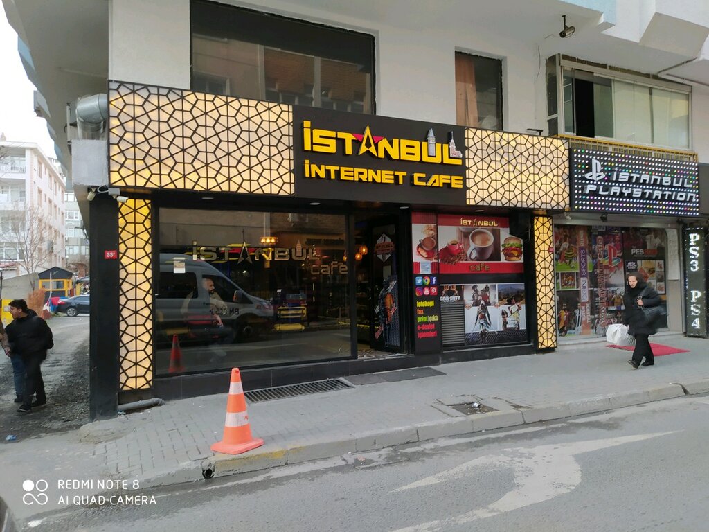 Eğlence merkezleri İstanbul İnternet Cafe, İstanbul, foto