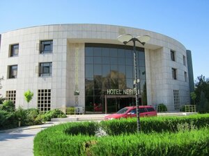 Nebitçi Otel (Balkanabat), otel  Balkanabat'tan