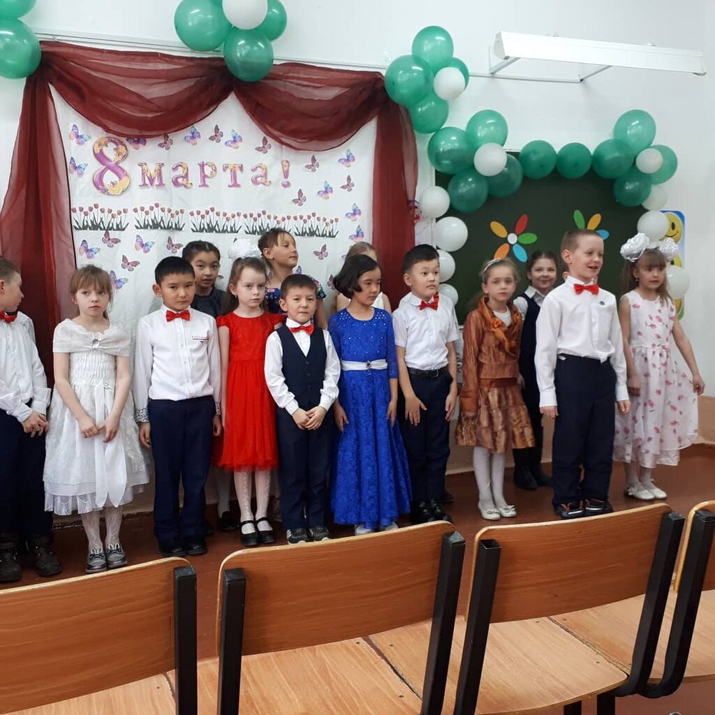 Ortaokul Secondary general education school No. 33, Pavlodar eyaleti, foto