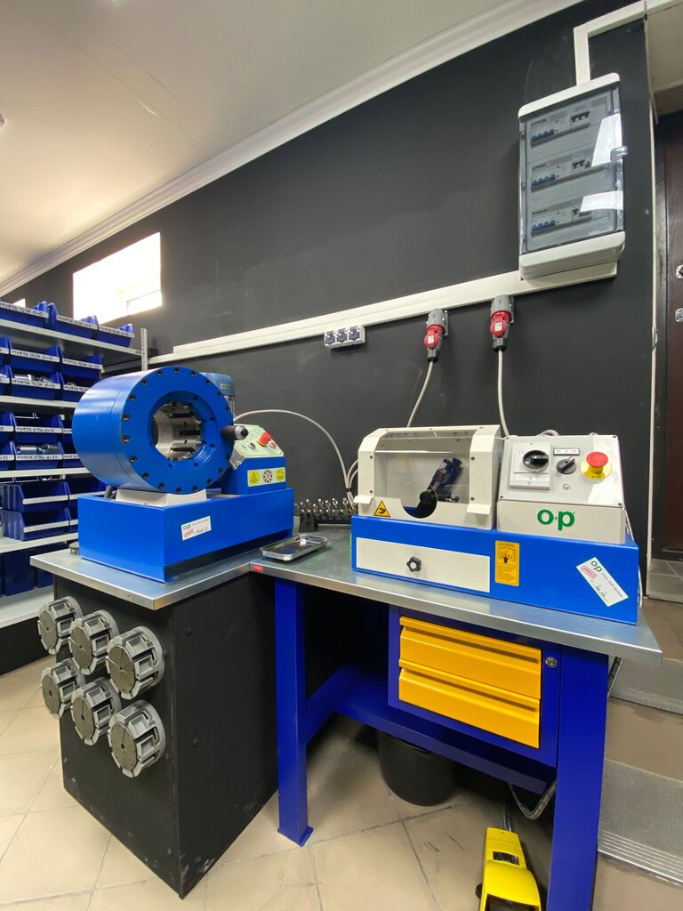 Kollar ve hortumlar Nitetet Gidra 3, Aleksin, foto