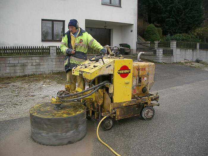Beton ve beton ürünleri üreticileri Seidl Josef Betonbohr- u. -sägedienst GmbH, Dünya, foto