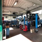 Officina Meccanica Aio Luigi (Lombardy, Brescia, Via Milano, 46), otomobil servisi  Lombardiya'dan