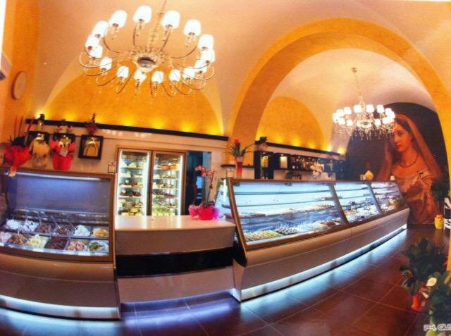 Ekmek fırını Pasticceria La Fornarina, Puglia, foto
